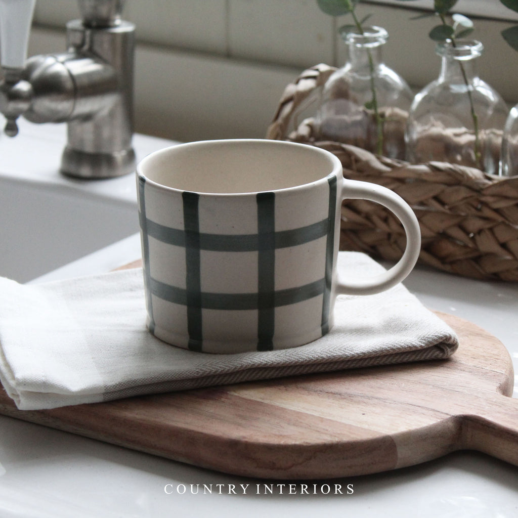 Gingham Check Mug - Forest Green – Country Interiors
